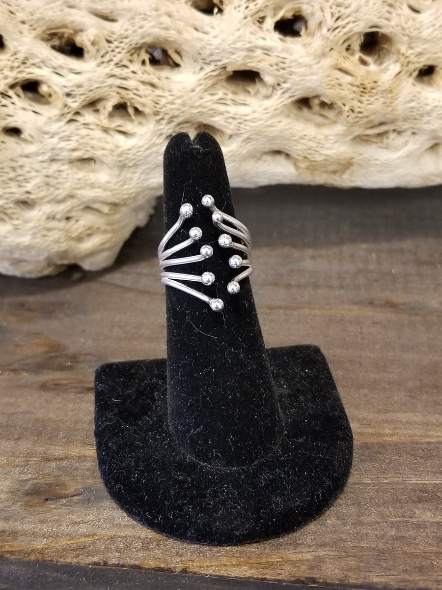 Clio Ring – Delphi Designs